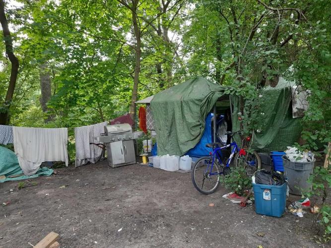 London plans ‘hubs’ to channel homeless out of tents