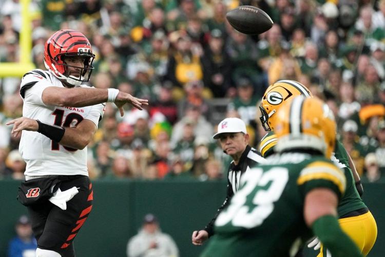 Joe Flacco's strong second half in Cincinnati debut gives slumping ...