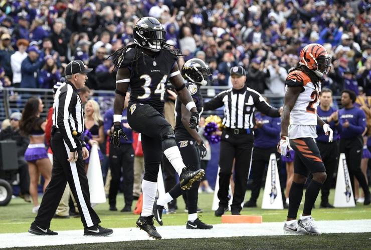 Alex Collins, former Seahawks and Ravens running back, killed in ...