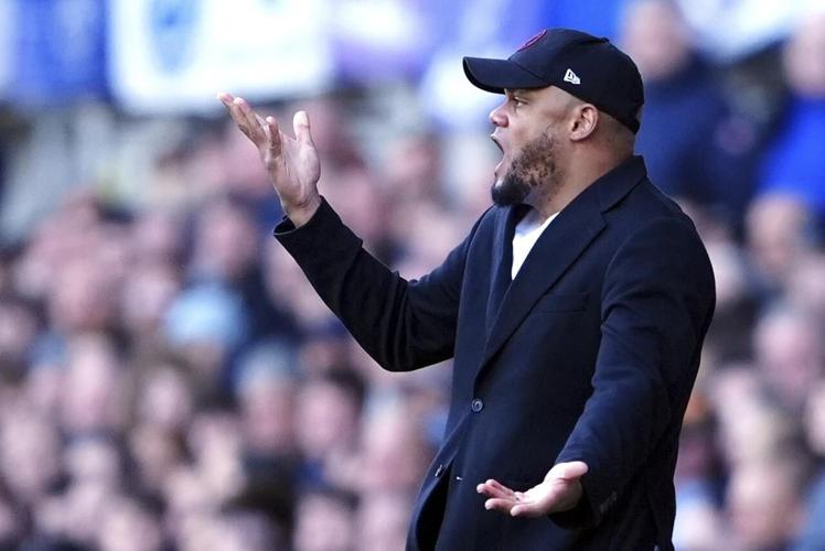 Everton ends 13-game winless run by beating Burnley after bizarre ...