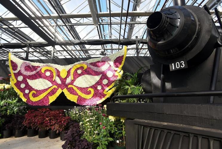 This year’s free Fall Garden & Mum Show is an inspired walk down memory ...