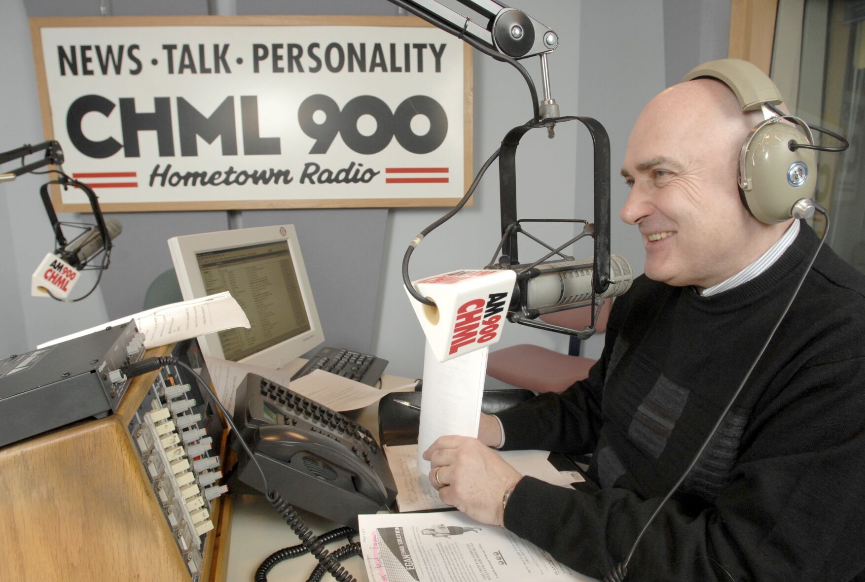 Roy Green signs off after six decades on the air