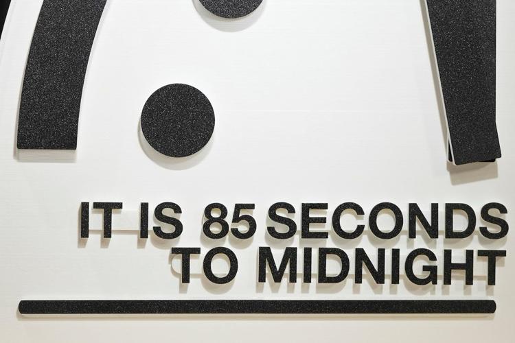 'Doomsday Clock' moves closer to midnight over threats from nuclear ...