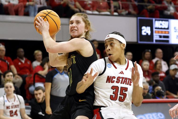 Zoe Brooks scores 19 and NC State women beat Vermont 75-55 in March Madness