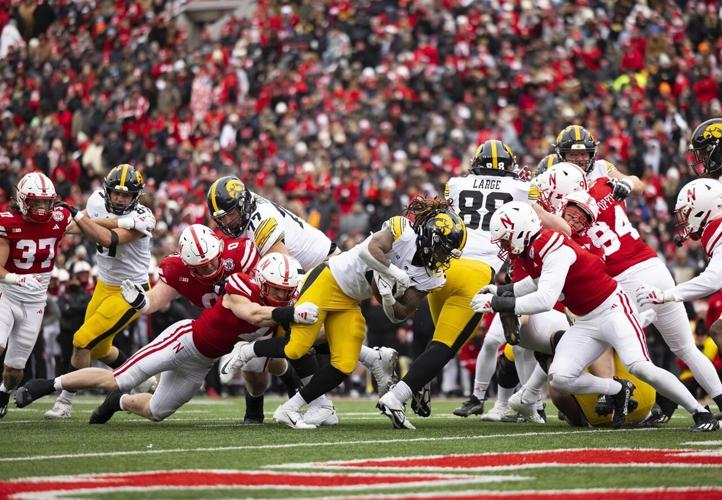 Backup kicker Meeder's field goal as time runs out gives No. 20 Iowa 13 ...