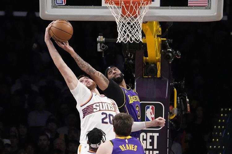 Bradley Beal scores 37, Devin Booker adds 31 as Suns roll to a 127-109 victory over Lakers