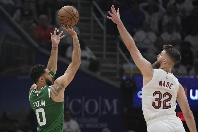 Jayson Tatum scores 33 points, Celtics rebound from loss to beat Cavs 106-93 for 2-1 series lead