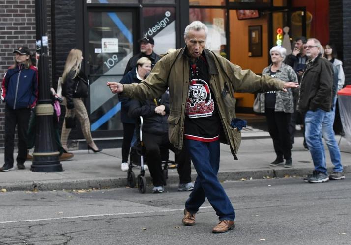 ‘It’s a big party’: Grey Cup Festival kicks off in Hamilton