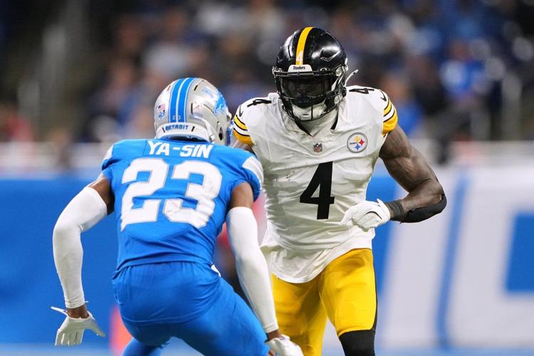 Steelers coach Mike Tomlin says he supports suspended wide receiver DK ...