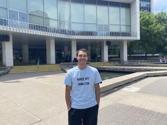 Hundreds gather to protest proposed AI data centre