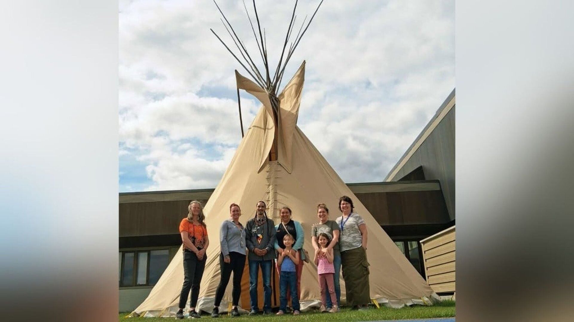 Indigenous Explainers: The Tipi and the architectural history of First ...