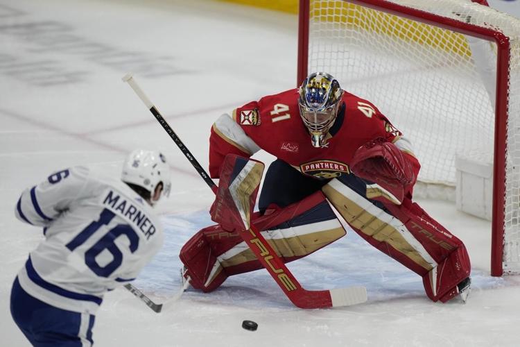 Panthers beat Maple Leafs 5-2, clinch Atlantic Division title