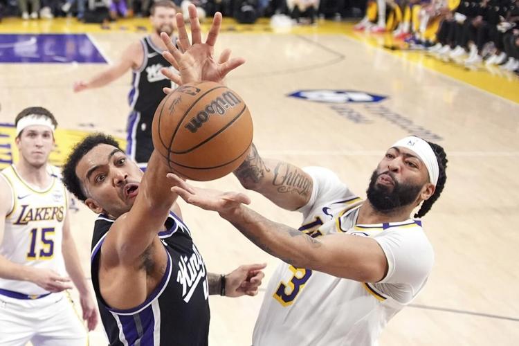 Anthony Davis, Lakers spoil interim coach Doug Christie's Kings debut ...