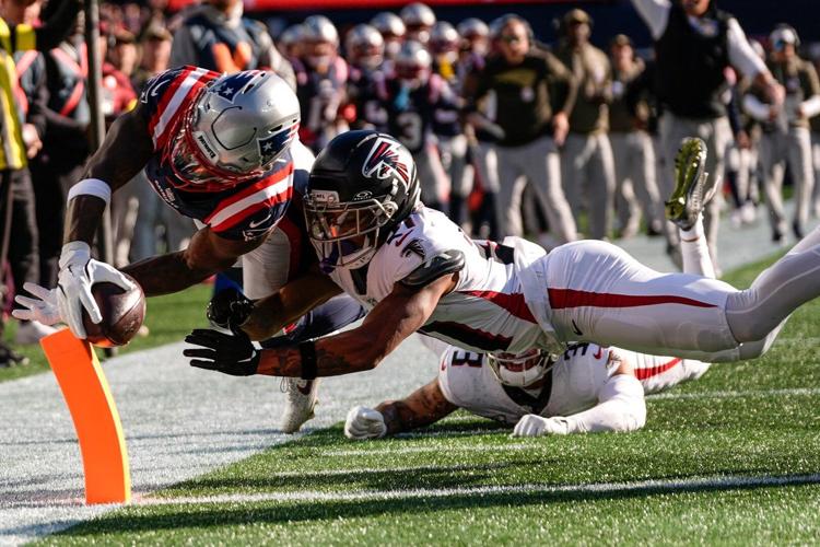 Patriots pass the halfway point with eyes on AFC East title after back ...