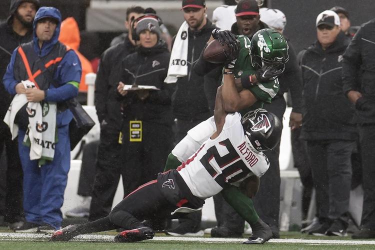 Defense is carrying the load as the Falcons tighten their grip on 1st ...