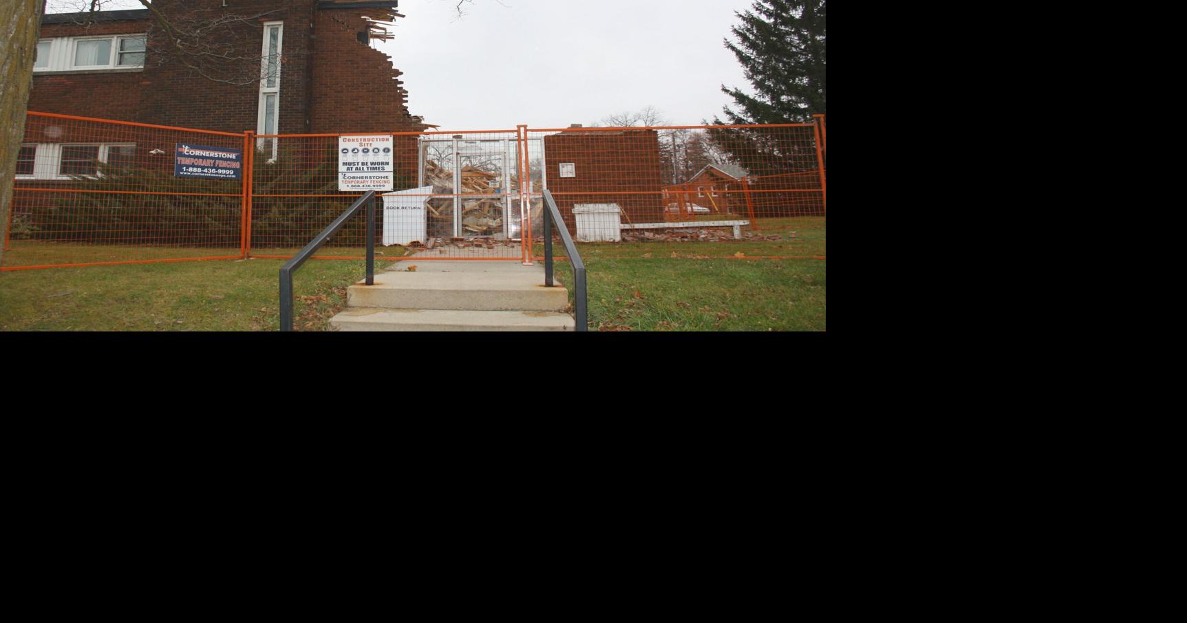 Cayuga’s old public library demolished
