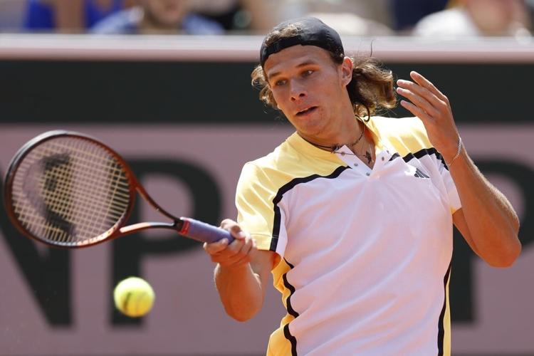American Kaylan Bigun wins French Open junior boys' title. Czech Tereza ...