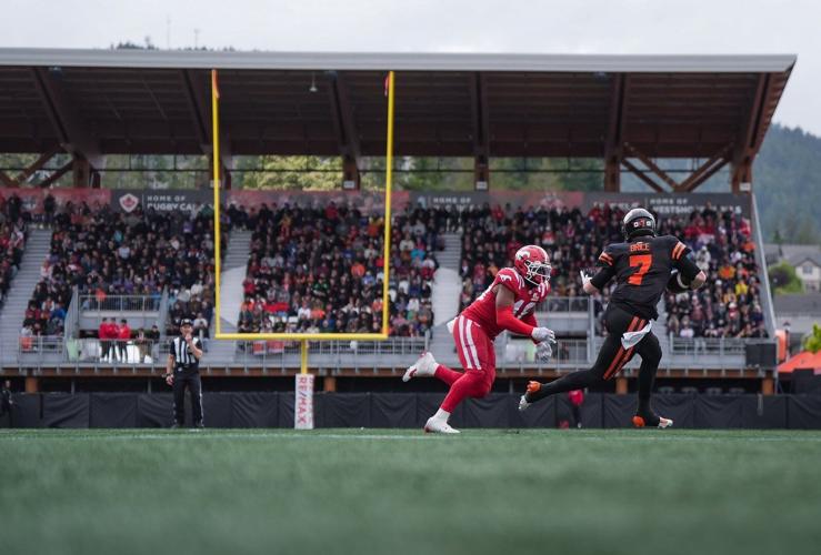 Linebacker Jacob Roberts making most of chance to start with Calgary ...