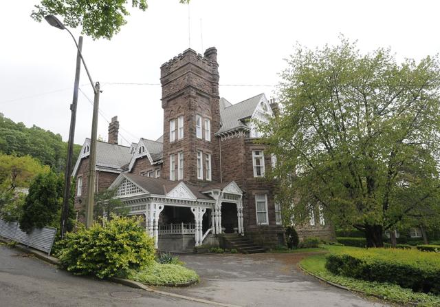 Ravenscliffe Castle stars in new horror movie
