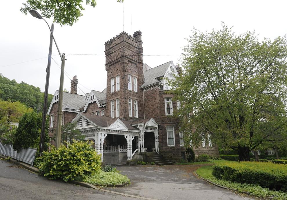 Ravenscliffe Castle stars in new horror movie