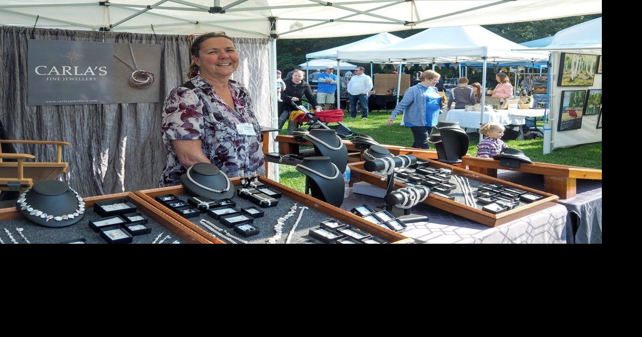 Artisan market takes over Dundas Driving Park