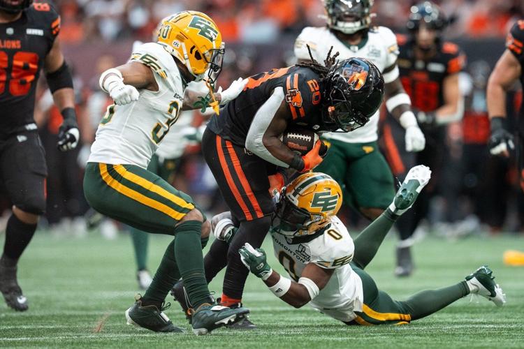 Rourke throws three TDs, B.C. Lions dump Edmonton Elks 31-14 in season opener