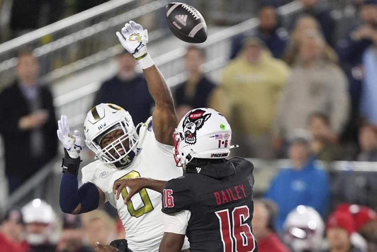 Philo delivers go-ahead TD run with 22 seconds remaining to lift ...