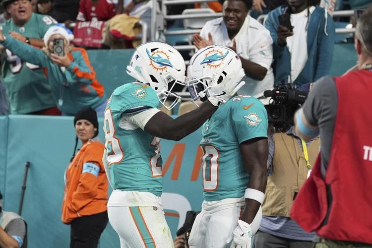 Dolphins are on the outside of AFC playoffs and need help and a win ...