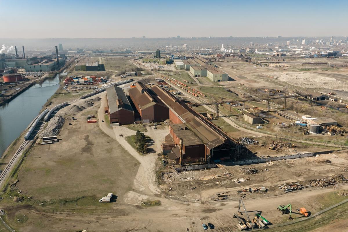 Port Authority begins demolishing decades-old Stelco factory