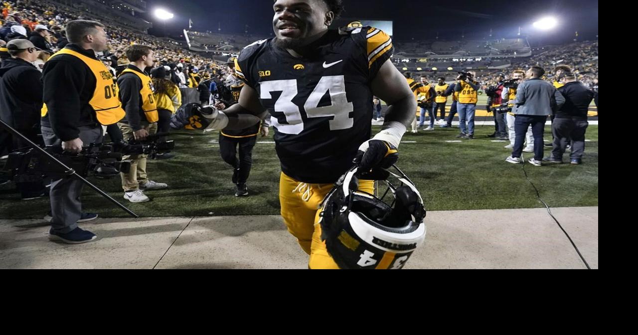 Hawkeyes' Jay Higgins bided his time behind star Jack Campbell. Now he ...