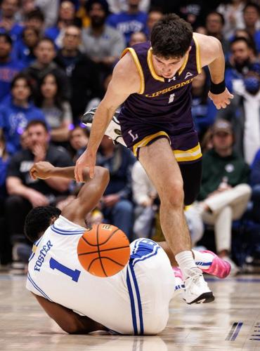 Boozer scores 26 as No. 3 Duke overcomes Lipscomb for Scheyer's 100th win