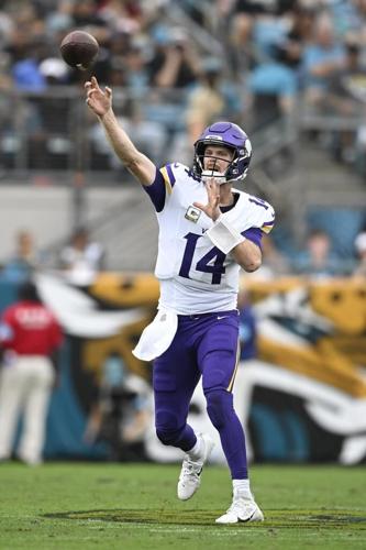 The Vikings are still winning despite Sam Darnold's recent spate of ...