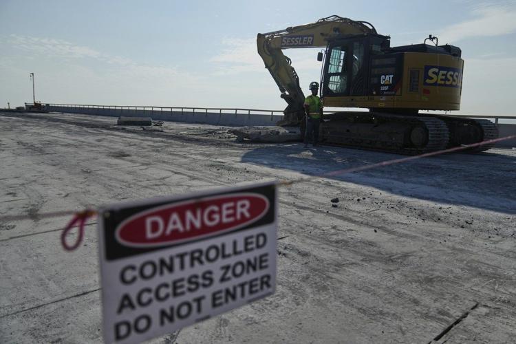 Demolition begins on last pieces of Baltimore's collapsed Francis Scott ...