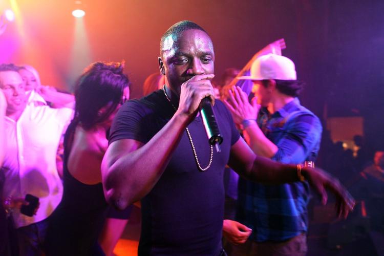 Pop icons Ne-Yo and Akon announce tandem Hamilton date