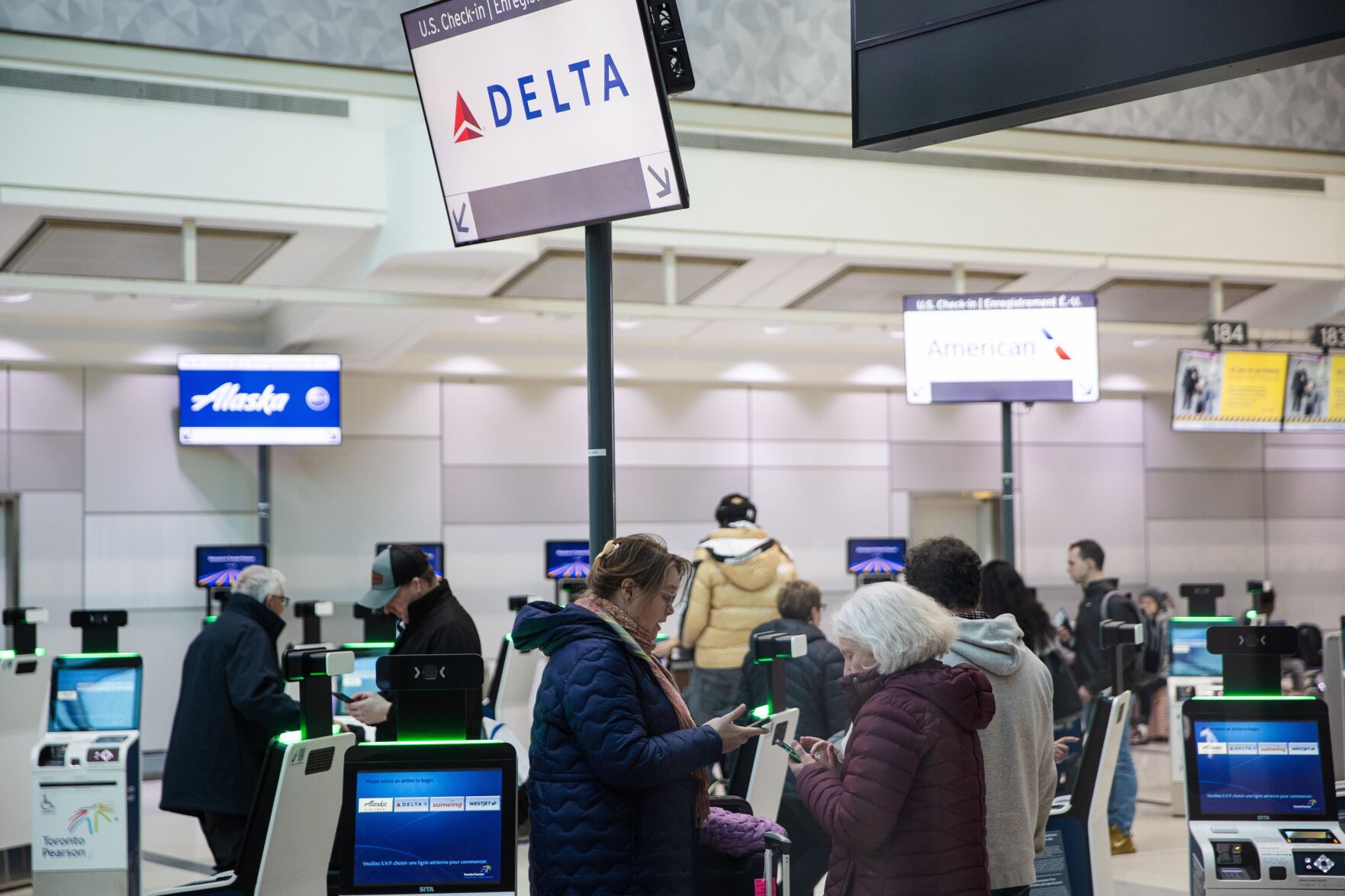 Toronto Delta Air Lines plane crash aftermath in photos