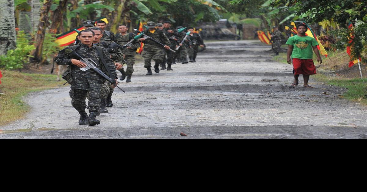 Philippines, Muslim rebels reach historic peace pact