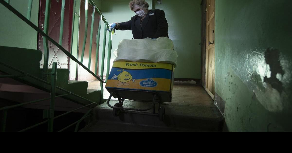 Not so random acts: Science finds that being kind pays off