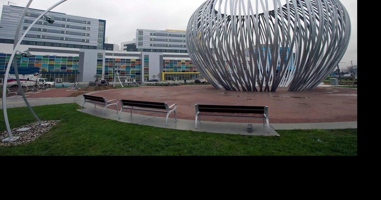 Strep throat bug also causes flesh-eating disease, but why is a 'random ...