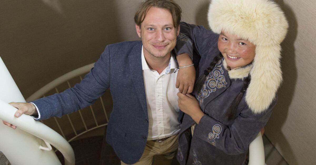 Eagle Huntress director Otto Bell documents Mongolian girl’s remarkable ...
