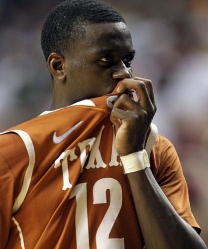 NCAA basketball: Canadian Myck Kabongo returns in Texas win