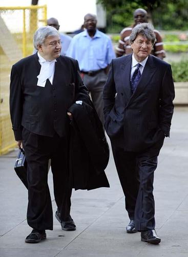 Glitterati plead for Drabinsky