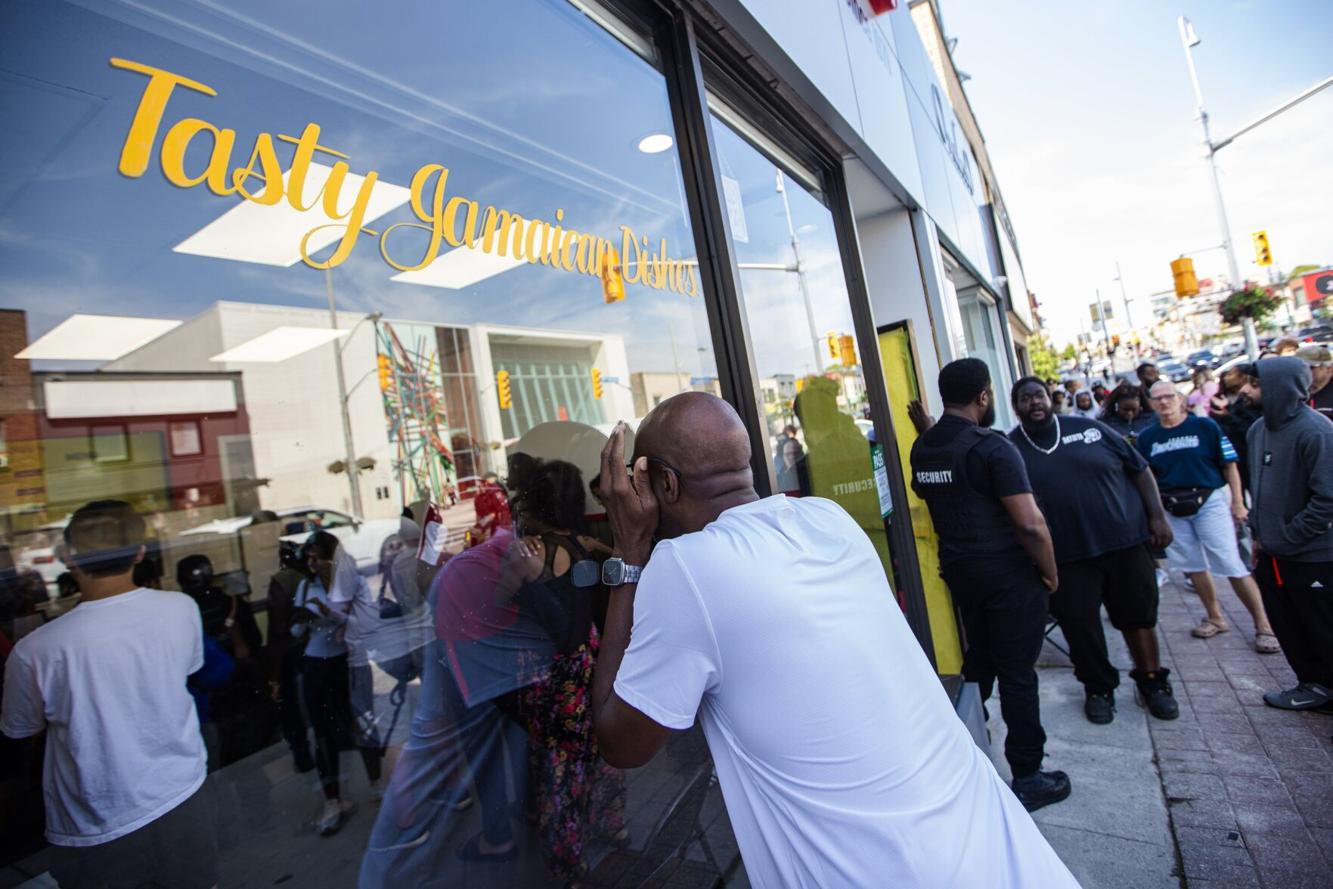 Toronto’s Randy’s patty shop reopens. Hundreds line up