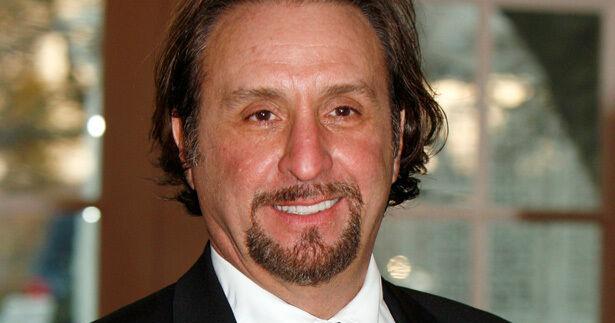 Actor Ron Silver dies of cancer at 62