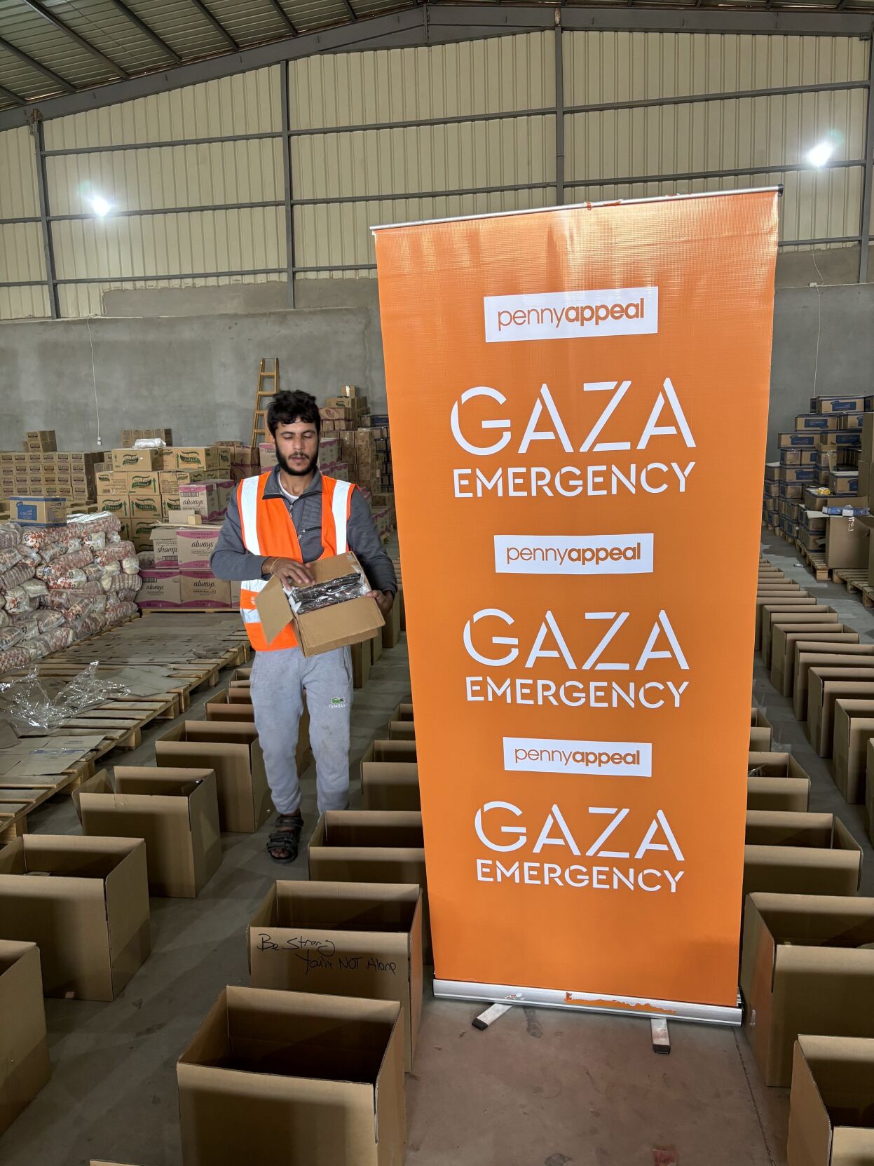Canadian aid workers frustrated by roadblocks in Gaza