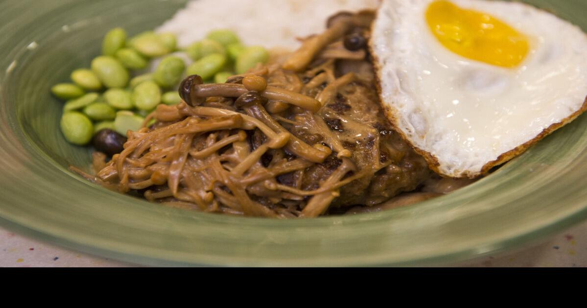 Chef Quinn Cruise cooks her signature hambaagu, a Japanese hamburger bowl
