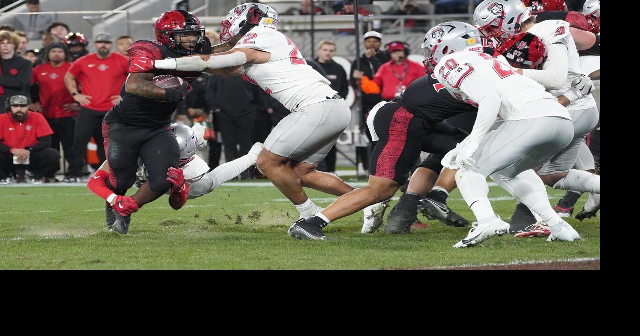 Eli Sanders, Devon Dampier lead New Mexico to 21-16 victory over San Diego State