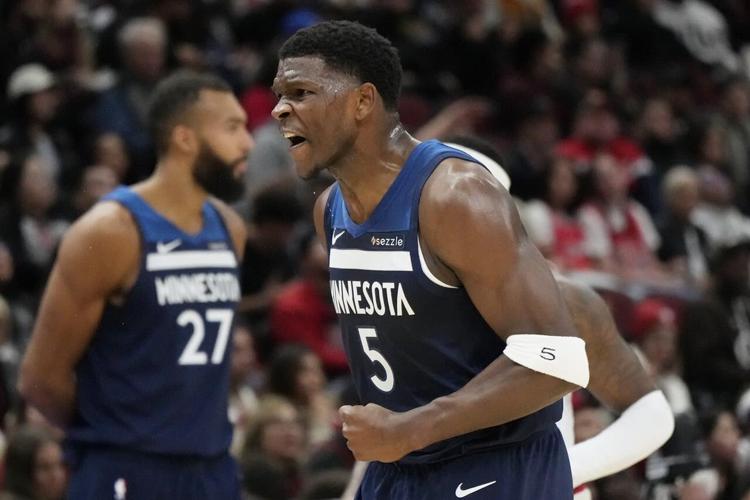 Anthony Edwards stars as the Timberwolves rally past the Bulls 135-119