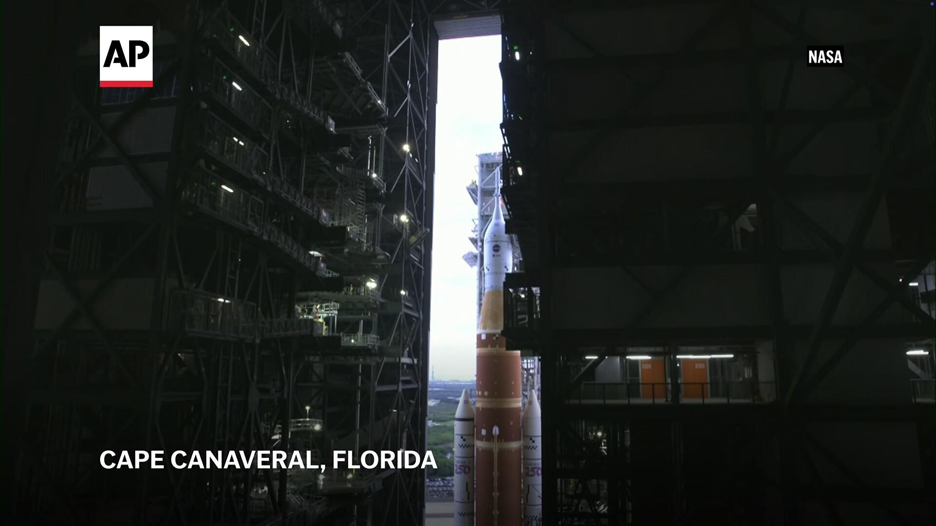 NASA's new moon rocket moves to the pad ahead of astronaut launch as ...