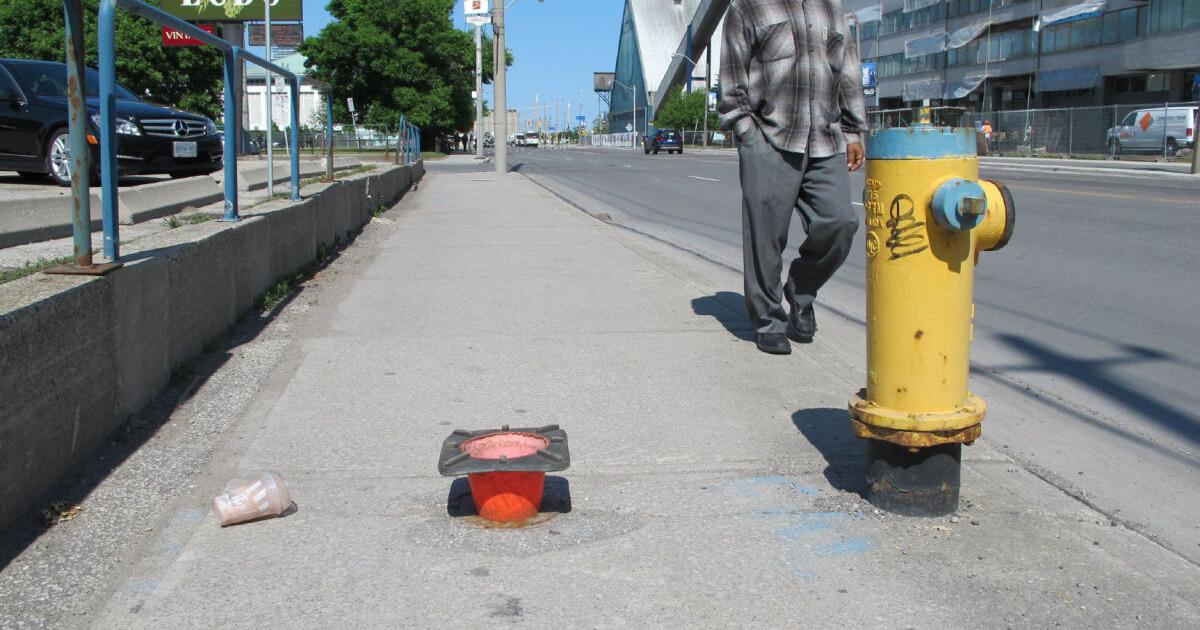 The best thing to do with a pylon is stuff it: Fixer