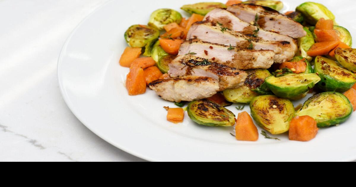 Pork chop with persimmon offers fruity and caramelizing sweetness